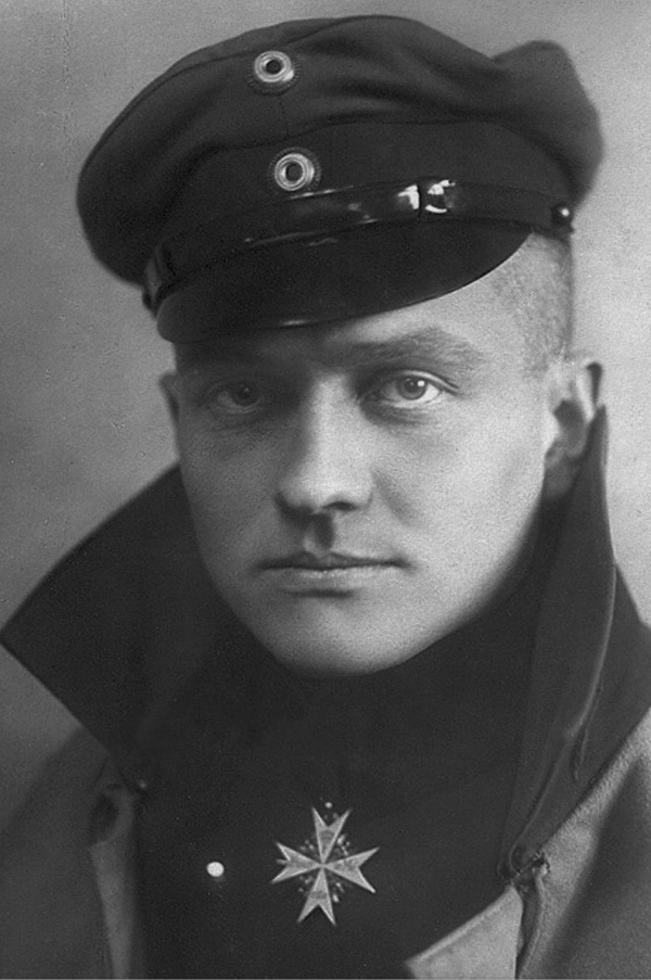 This German medal, nicknamed the “Blue Max”, has an interesting story ...